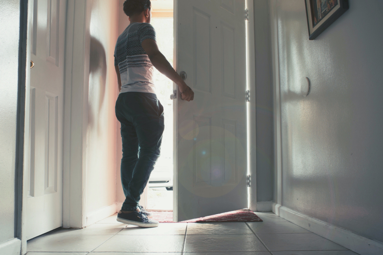 Miedo a salir de casa: causas, síntomas y cómo superarlo - Terapify